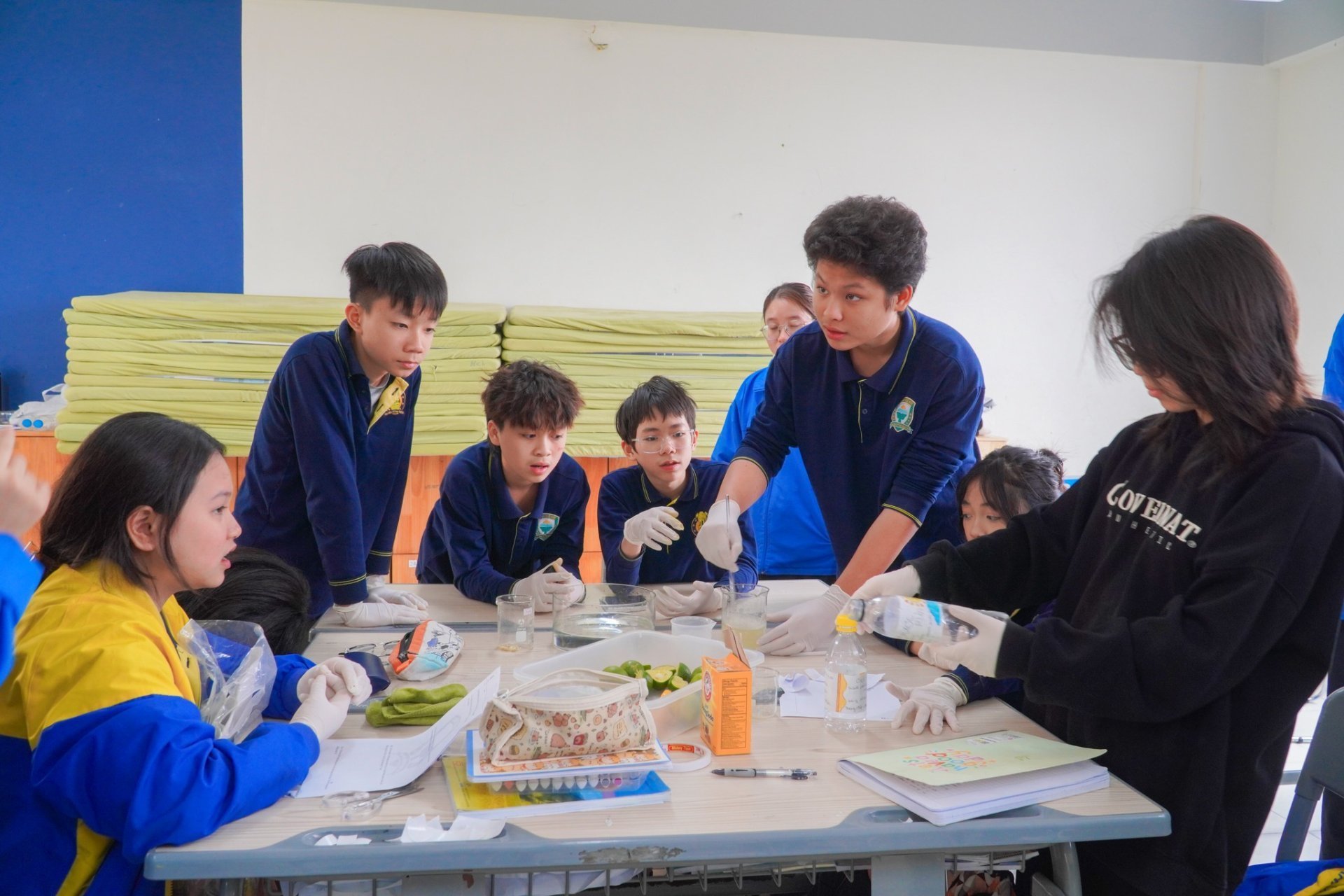 KẾT NỐI LÝ THUYẾT VỚI THỰC TIỄN QUA TIẾT HỌC STEM HẤP DẪN – Hệ Thống ...